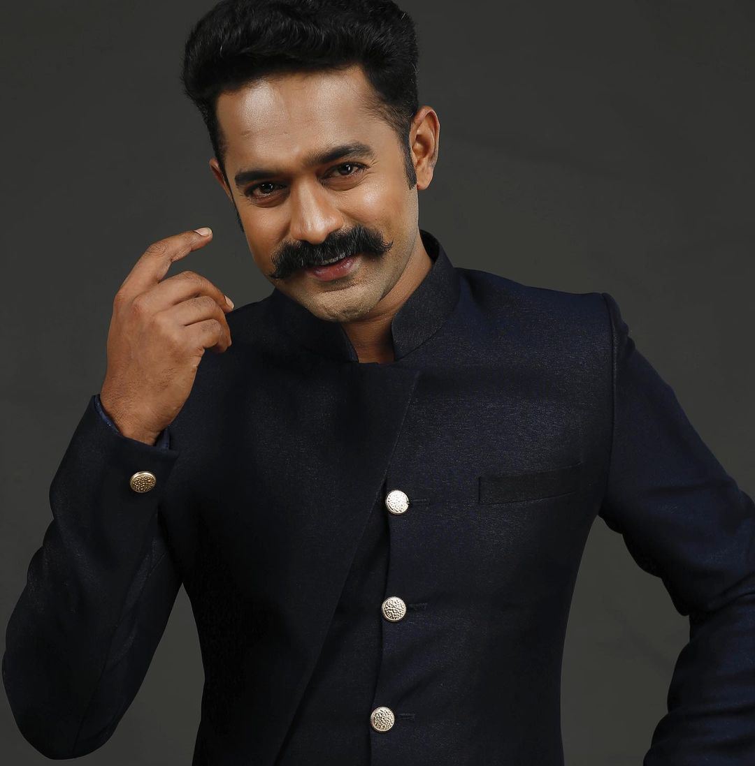 Best 15 Malayalam Actor Name List with Photo 2023 - mrDustBin
