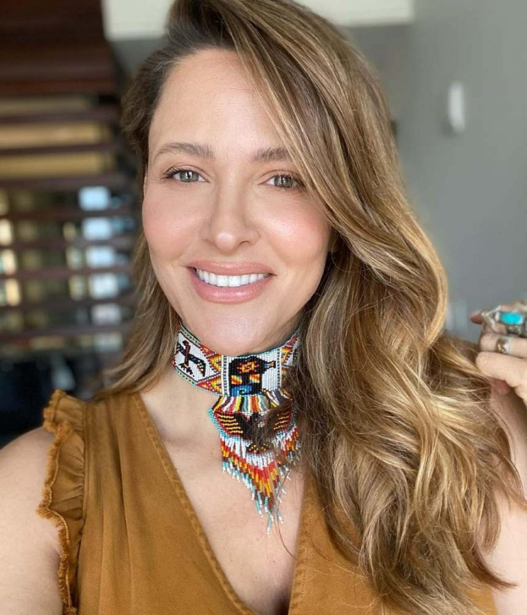 A Merry Christmas Wish GAC Movie 2022 - mrDustBin