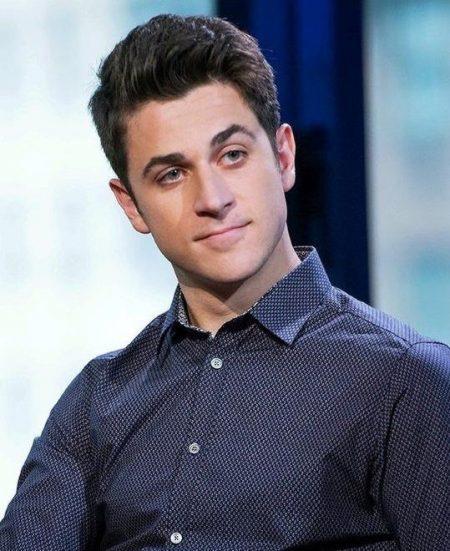 Top 25 Famous Disney Channel Actors in 2024 - mrDustBin