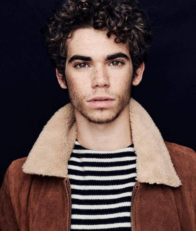 Top 25 Famous Disney Channel Actors in 2024 - mrDustBin
