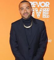 Jesse Williams Biography (Age, Height, Girlfriend and More) - mrDustBin