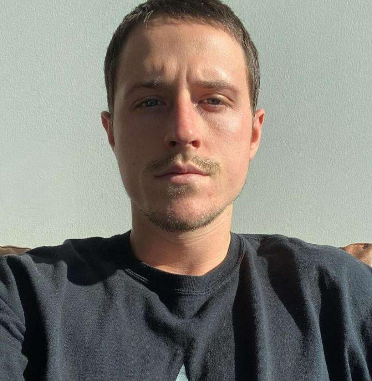 Top 25 Famous Disney Channel Actors in 2024 - mrDustBin