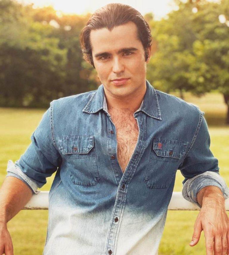 Top 25 Famous Disney Channel Actors in 2024 - mrDustBin