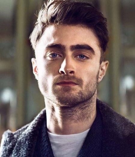 Daniel Radcliffe Biography (Age, Height, Girlfriend & More) - mrDustBin