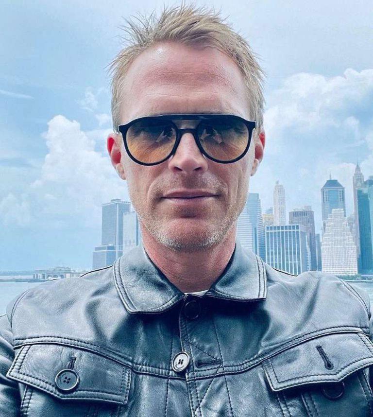 20 Best British Actors Over 50 Years in 2024 - mrDustBin