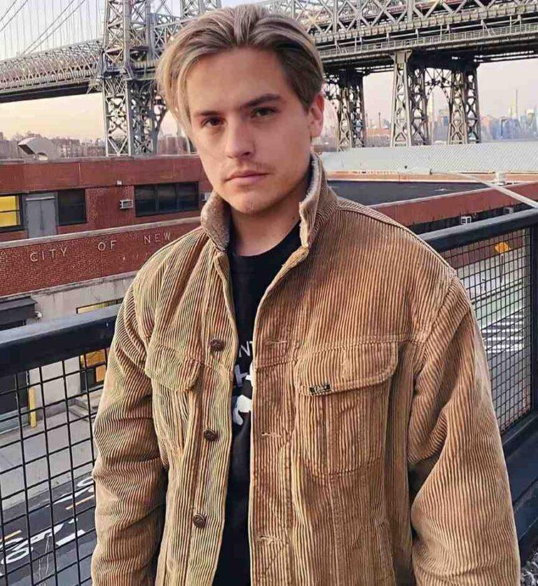 Top 25 Famous Disney Channel Actors in 2024 - mrDustBin