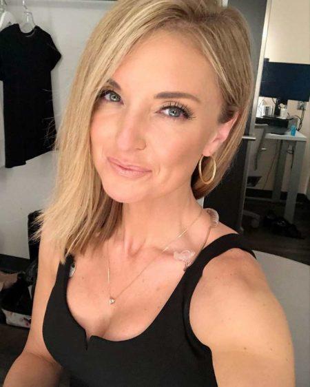 Jennifer Coffey Biography, Age, Height, Family - mrDustBin