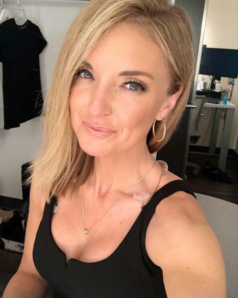 List of 30 Most Popular QVC Hosts 2025 - mrDustBin