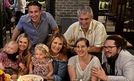 Colleen Lopez Biography, Age, Height & Husband - mrDustBin