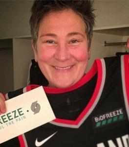 K.D. Lang Biography, Age, Height & Boyfriend - mrDustBin