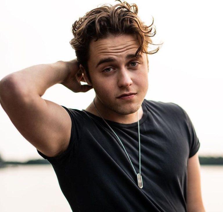 Owen Barney Biography, Age, Height & Girlfriend - mrDustBin