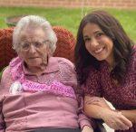 Sandra Bennett Biography, Age, Height, Family - mrDustBin