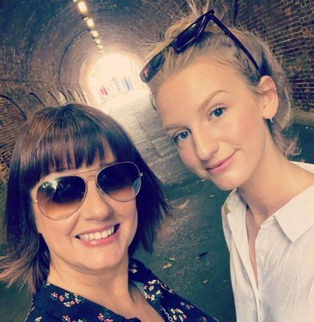 Catherine Huntley Biography, Age, Husband - mrDustBin