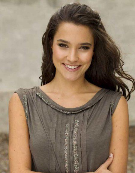 A Picture Of Her Hallmark Movie 2023-rd - mrDustBin