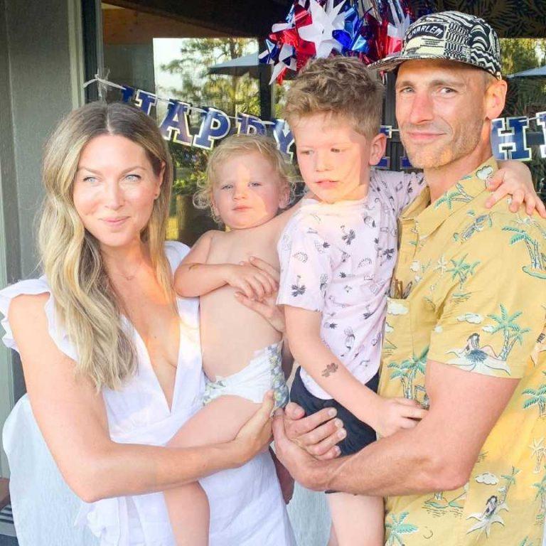 Andrew W Walker Biography, Age, Height, Girlfriend-rd - mrDustBin