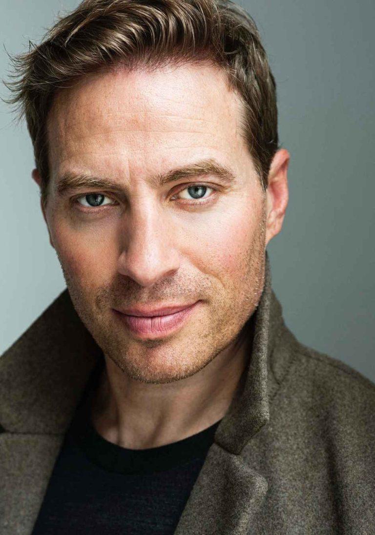 We Wish You A Married Christmas Hallmark 2022-rd - mrDustBin