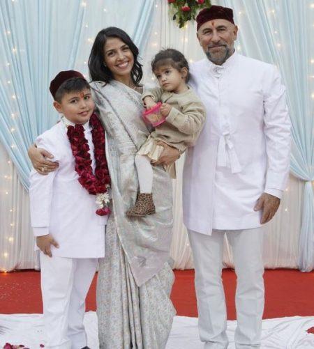 Nazneen Contractor Biography ,Age, Husband & More - mrDustBin