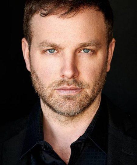 The Holiday Sitter Hallmark Movie 2022-rd - mrDustBin