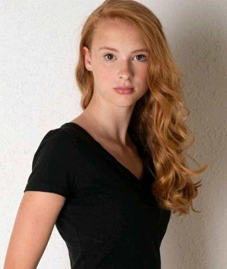 A Christmas…Present GAC Movie 2022 - mrDustBin