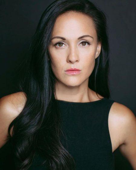 Crystal Lowe Biography (Age, Husband & More) - mrDustBin