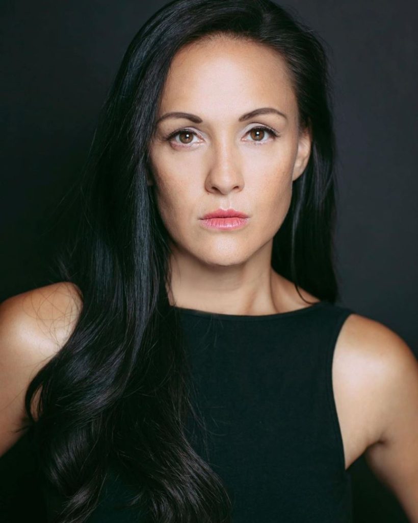 Crystal Lowe Biography (Age, Husband & More) - mrDustBin