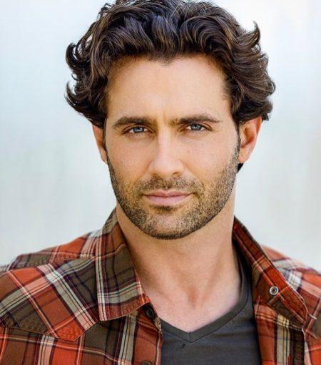 A Royal Christmas On Ice GAC Movie 2022 - mrDustBin