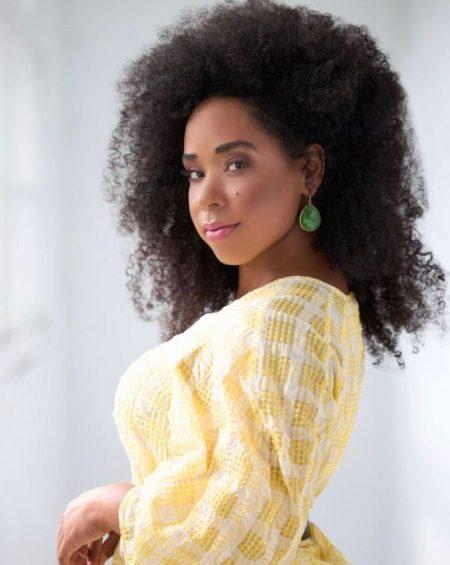 Playing Cupid Hallmark Movie 2021-rd - mrDustBin