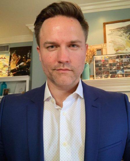 Scott Porter Biography (Age, Wife & More) - mrDustBin