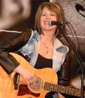 Lisa Brokop Biography, Age, Height, Family - mrDustBin