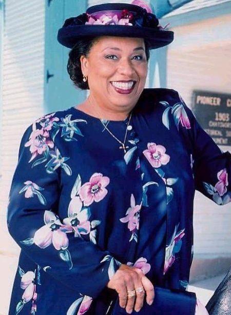 A Nashville Legacy Hallmark Movie 2023-rd - mrDustBin