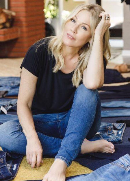 Jennifer Eve Garth Biography, Age, Height & Husband - mrDustBin
