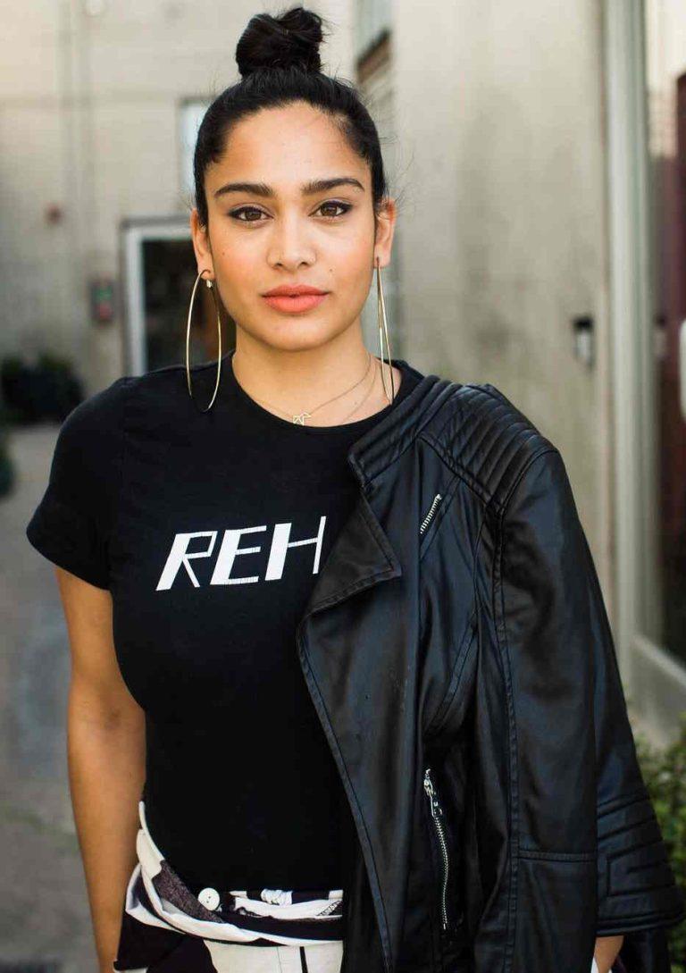 A Picture Of Her Hallmark Movie 2023-rd - mrDustBin