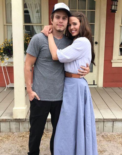 Jake Manley Biography, Age, Height, Girlfriend-rd - mrDustBin