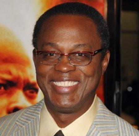 Christmas in Harmony Hallmark Movie 2021 - mrDustBin