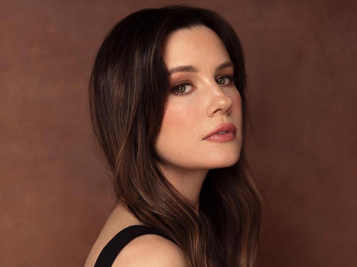 Chelsea Hobbs Biography Age Height Husband Rd Mrdustbin