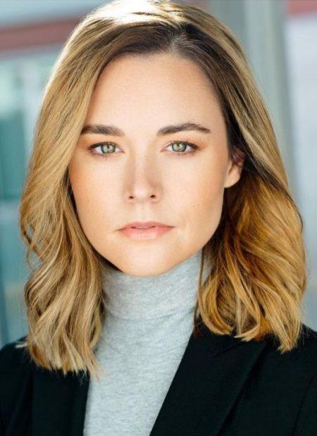 Next Stop, Christmas Hallmark Movie 2021 - mrDustBin