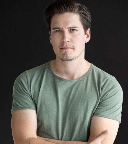 Justin Kelly Biography, Age, Height & Wife - mrDustBin