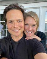 Scott Wolf Biography, Age, Height, Wife, Family - mrDustBin