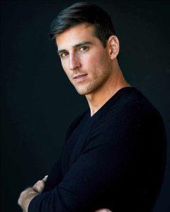 Jonathan Chase Biography, Age, Height & Wife - mrDustBin