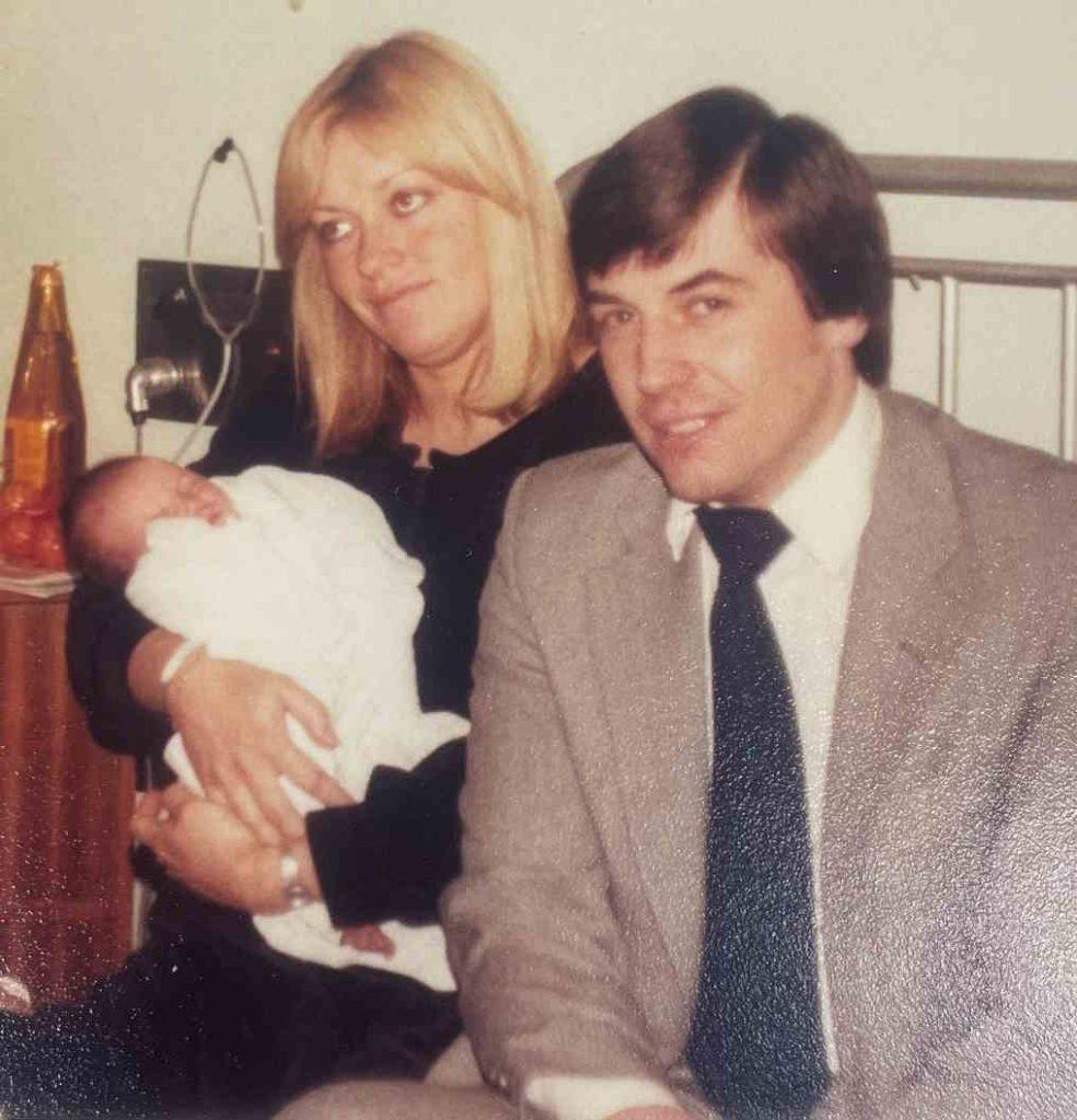 Andrew Cooper Biography, Age, Height, Wife - mrDustBin