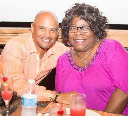 Dondre T. Whitfield Biography, Age, Height, Wife - mrDustBin