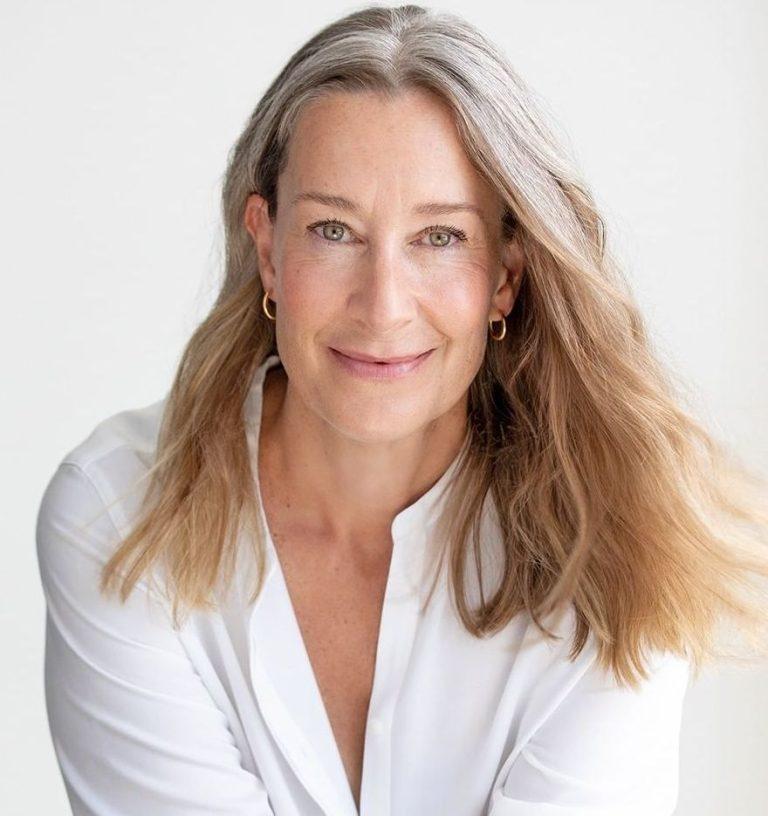 The Christmas Reboot Hallmark Movie 2023 - mrDustBin