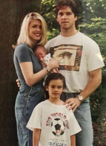 Steven R McQueen Biography, Age, Height & Girlfriend - mrDustBin