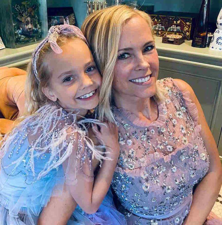 Oliver Hudson Biography, Age, Height & Wife - mrDustBin