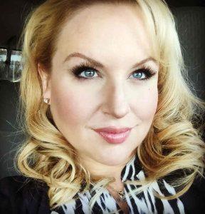 April Telek Biography, Age, Height & Husband - mrDustBin