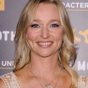 Kari Matchett Biography, Age, Height & Husband - mrDustBin