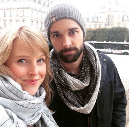 Sarah Smyth Biography, Age, Height & Husband - mrDustBin