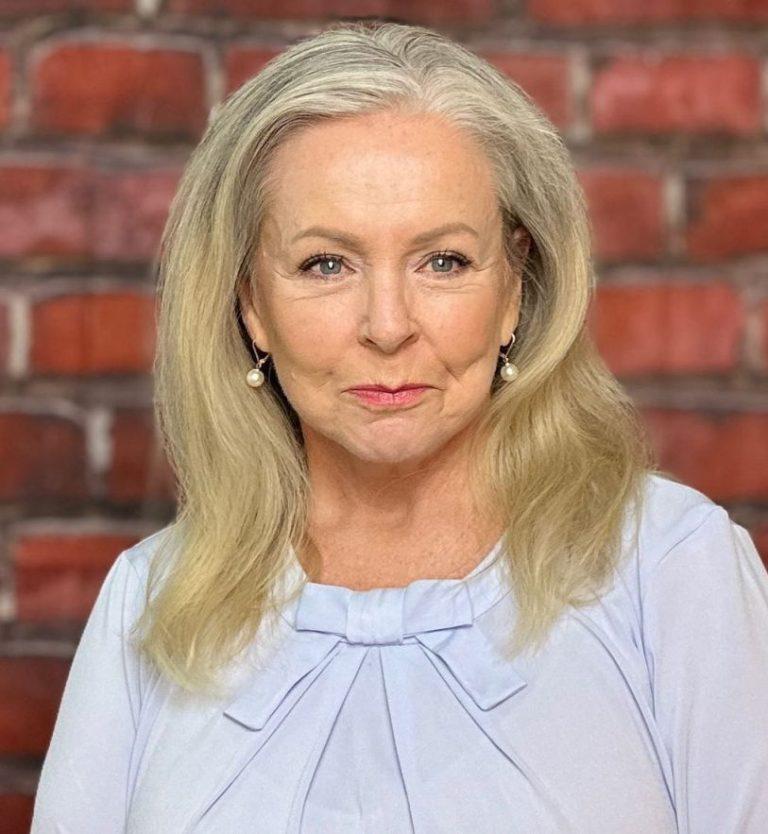 Fourth Down and Love Hallmark Movie 2023-rd - mrDustBin