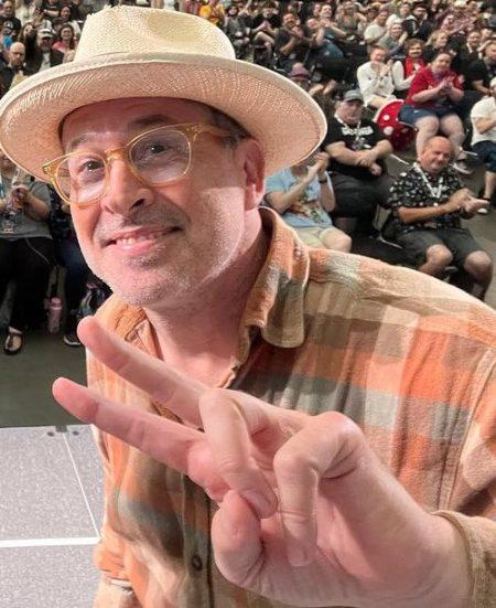 Jason Lee Biography, Age, Height & Wife - mrDustBin