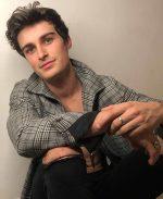 Mitchell Bourke Biography, Age, Height, Girlfriend - mrDustBin